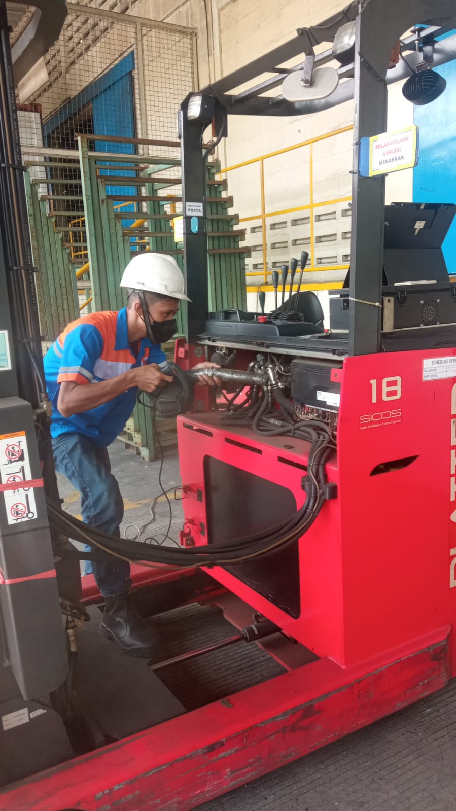 Jangan Salah Pilih Vendor Service Forklift di Cikarang – Ini Checklistnya - Jasa Service ...